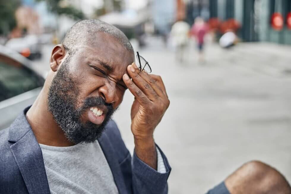 Pain Behind Eyeball: When to Worry and How to Relieve Discomfort ...